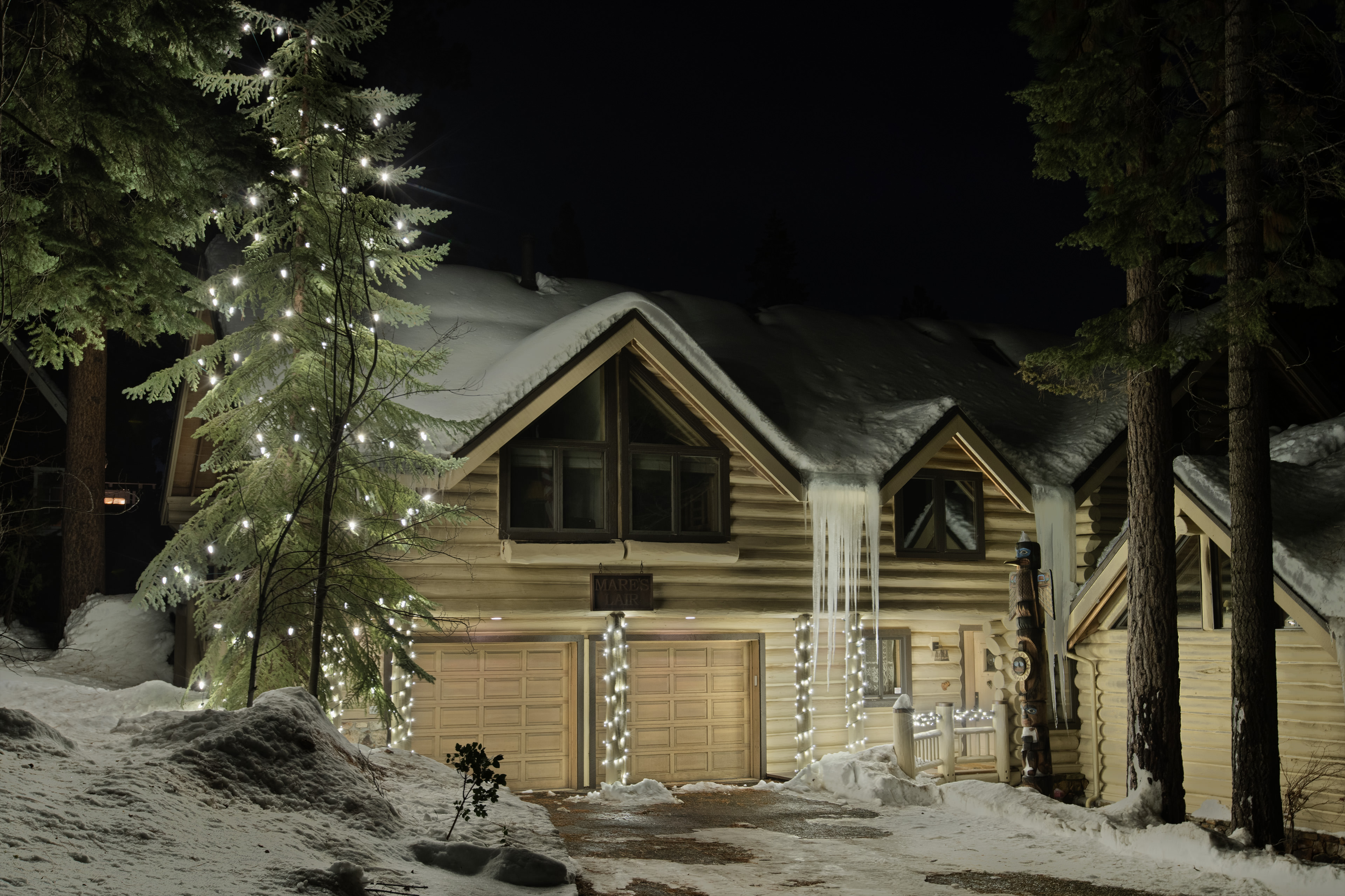 Residential Christmas Lookbook | Sierra Lighting